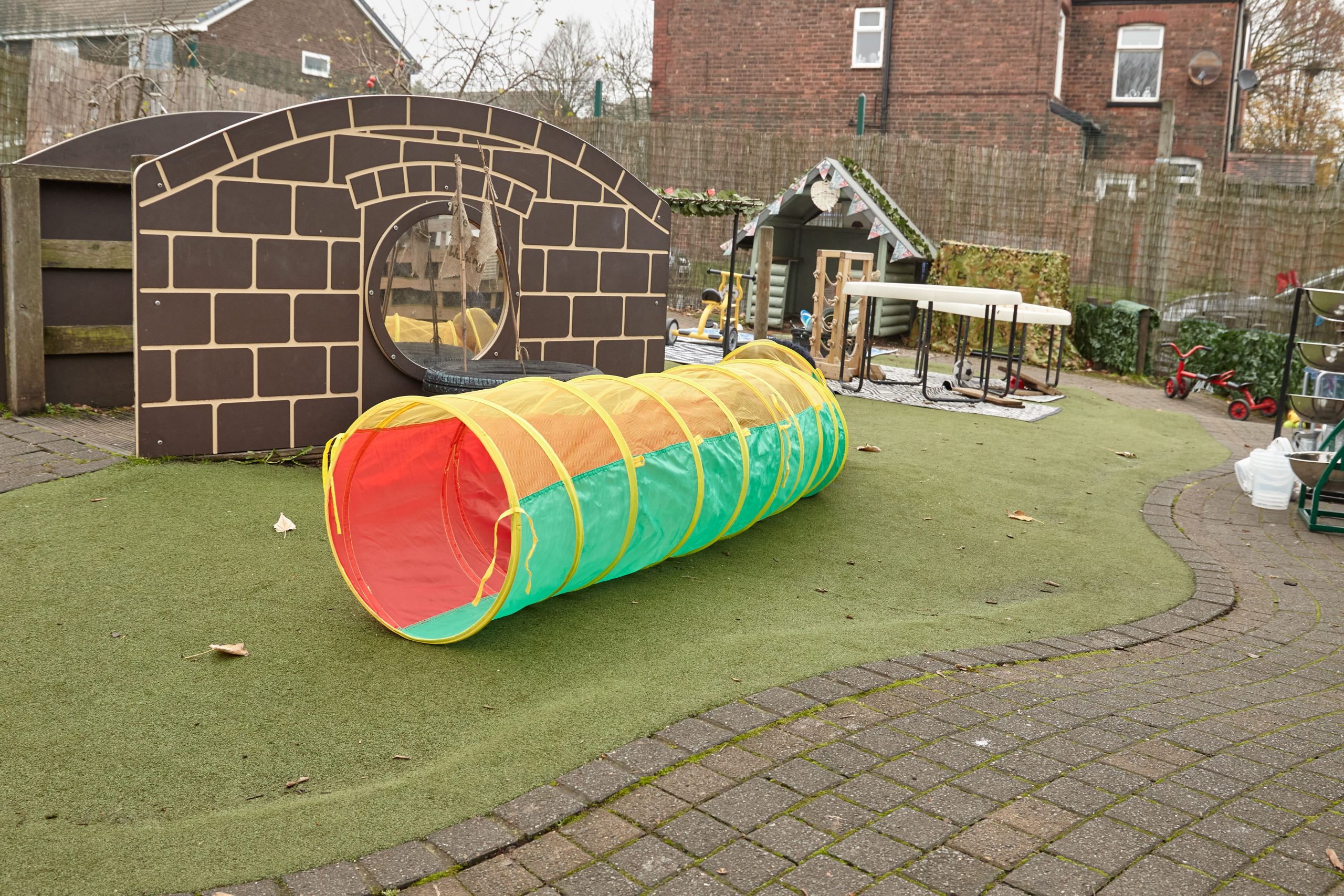 Pop Up S Tunnel | Eduspace Supplies