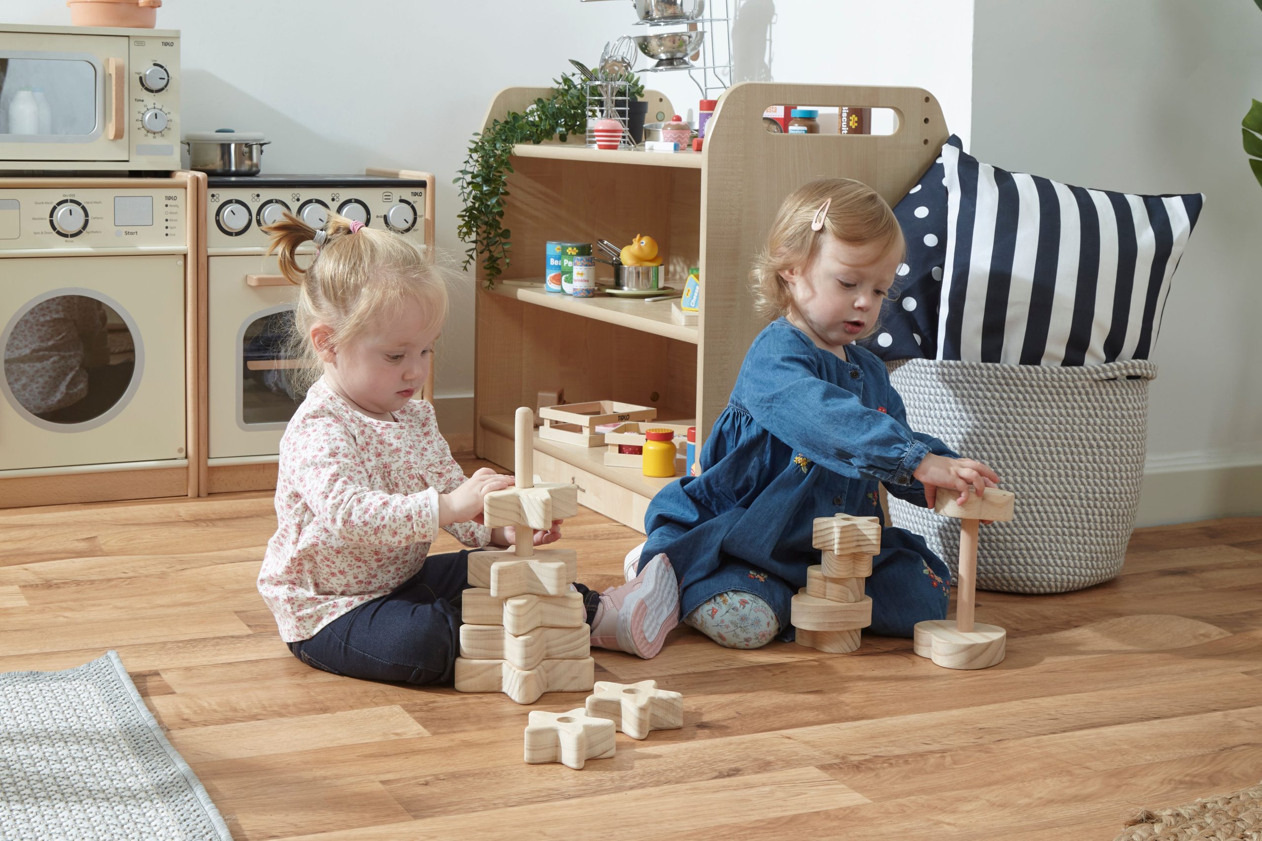 Wooden Stacker – Star | Eduspace Supplies