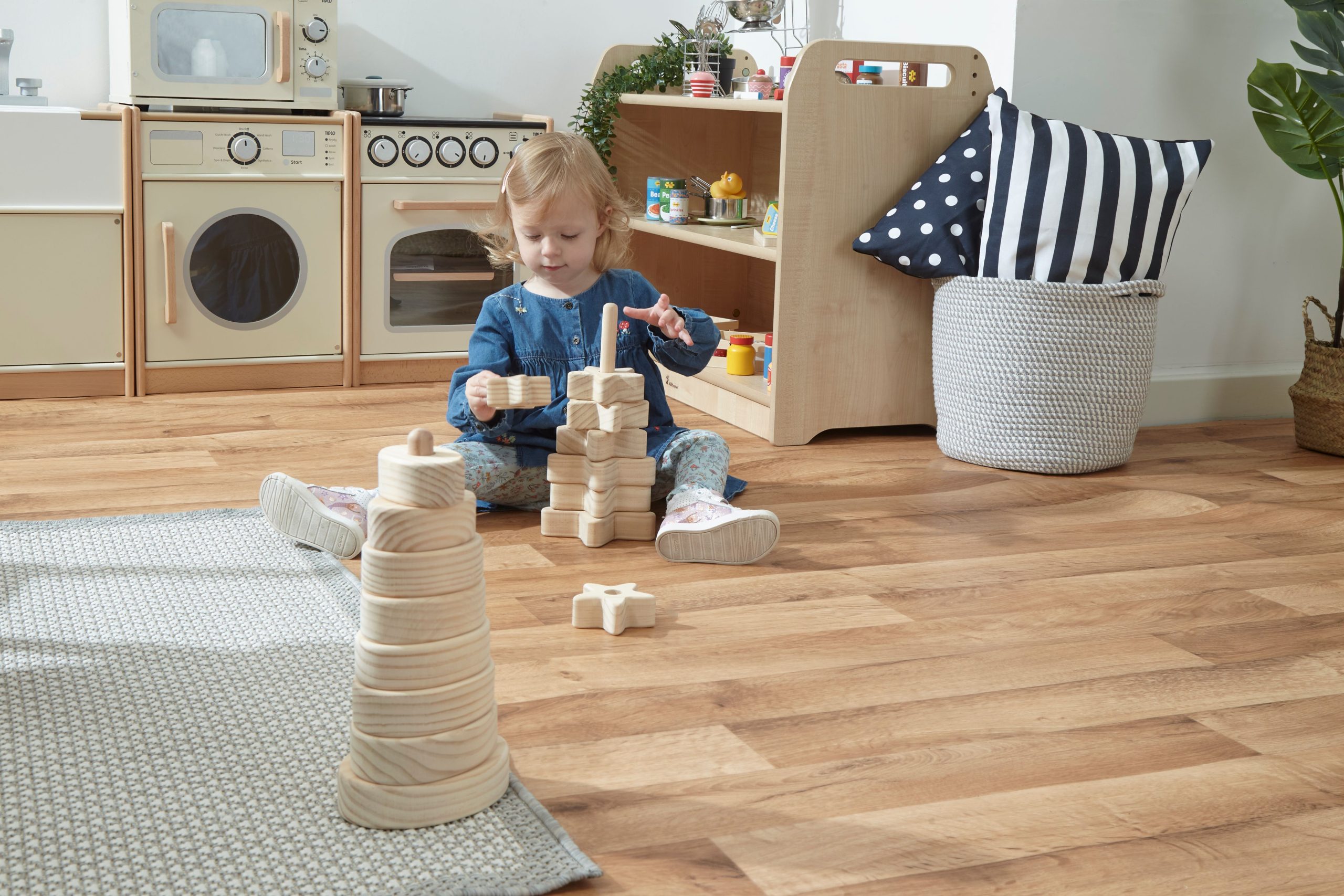 Wooden Stacker – Star | Eduspace Supplies