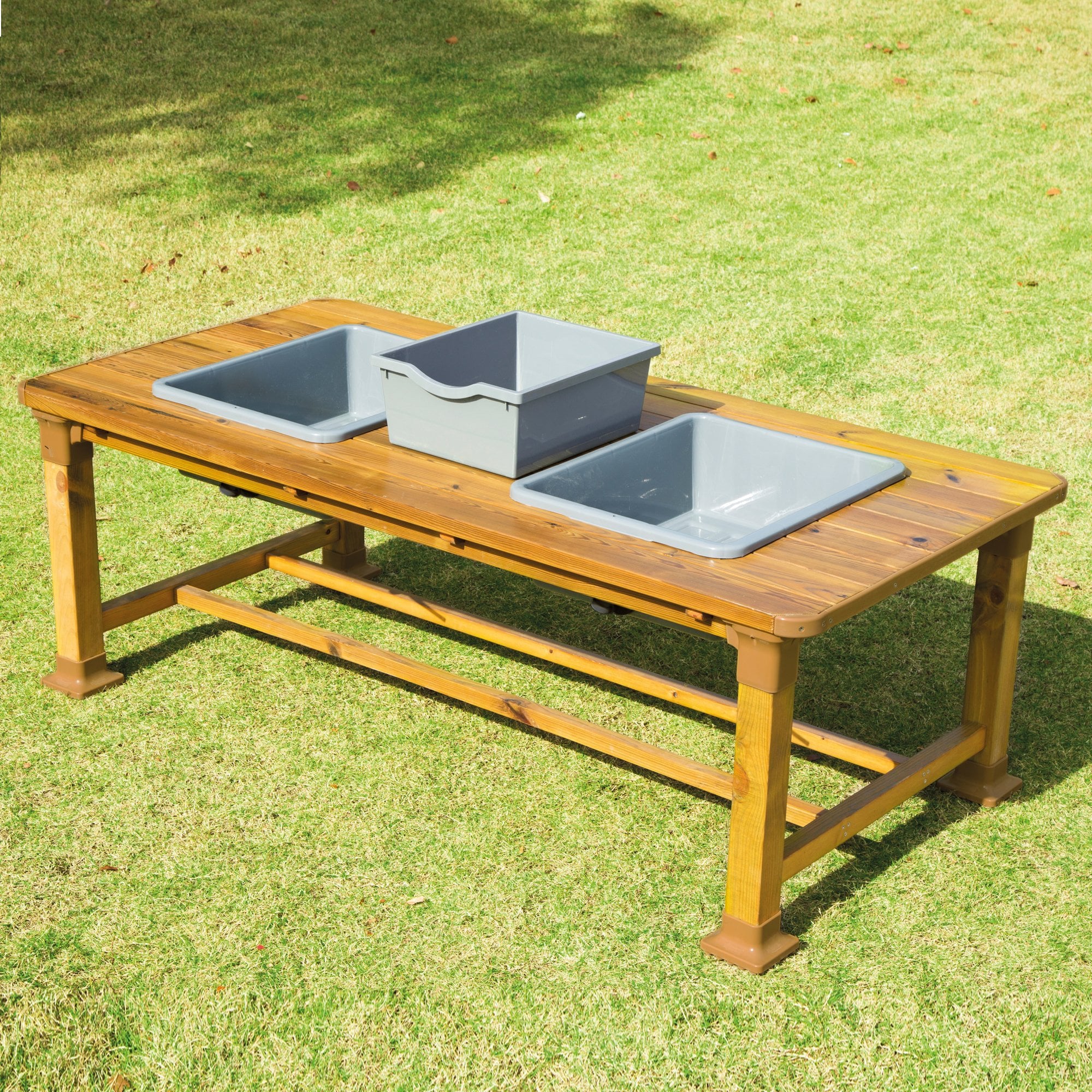 Double Messy Table | Eduspace Supplies