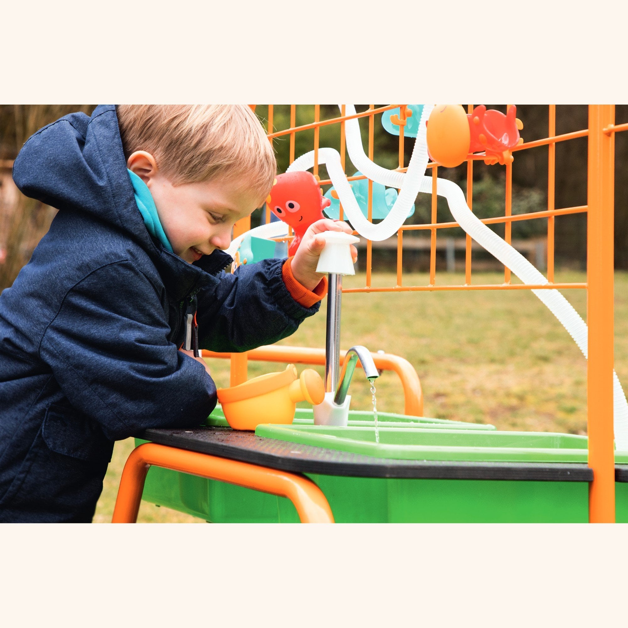 Mobile Sand and Water Activity Centre | Eduspace Supplies