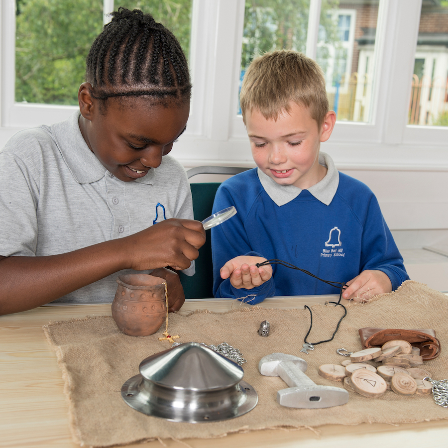 Anglo Saxon Archaeo-Box | Eduspace Supplies
