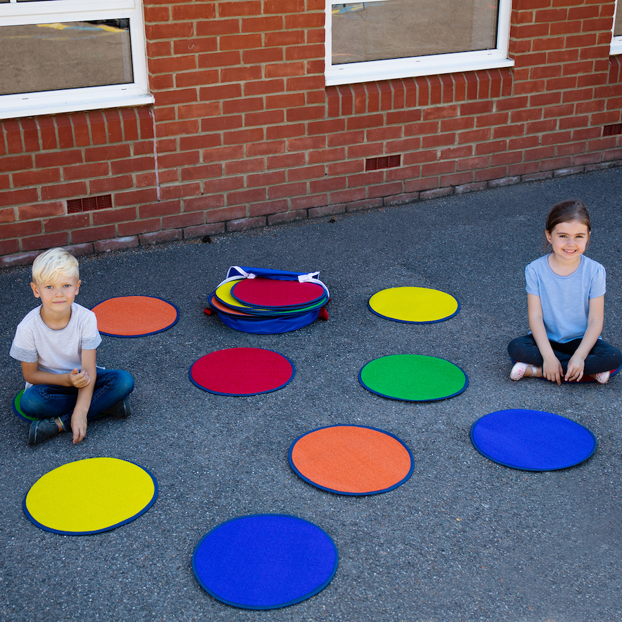 Weatherproof Outdoor Circle Mats 30pk | Eduspace Supplies