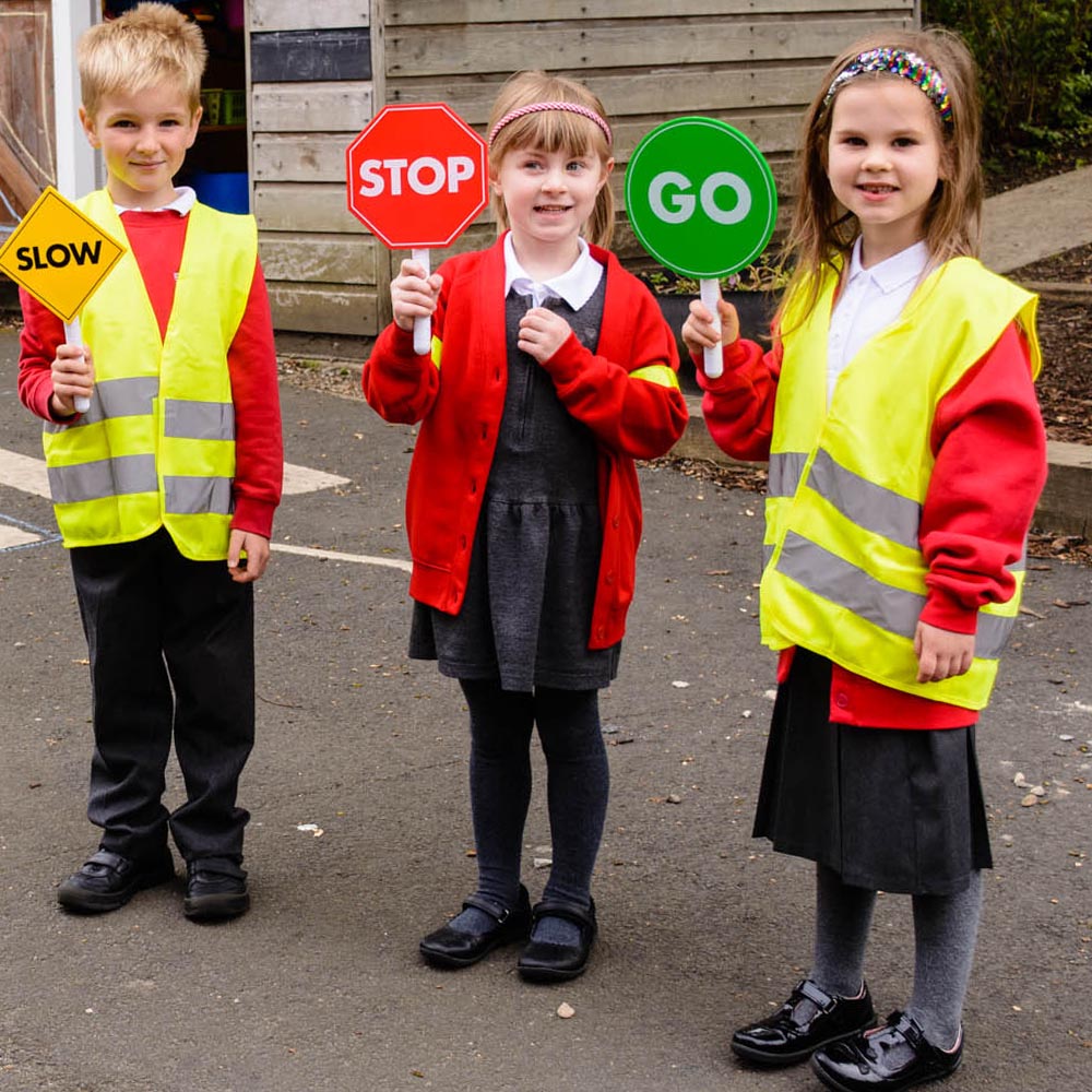 Traffic Signs (pack of 3) (shrinkwrapped) | Eduspace Supplies